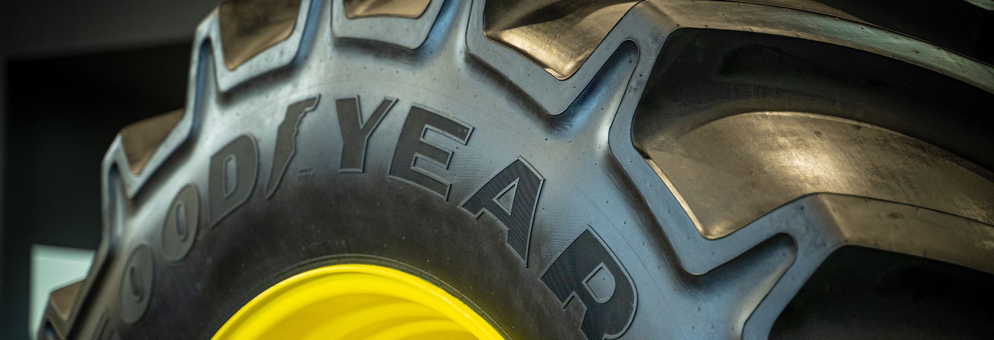 Agricultural tyres for tractors and machinery